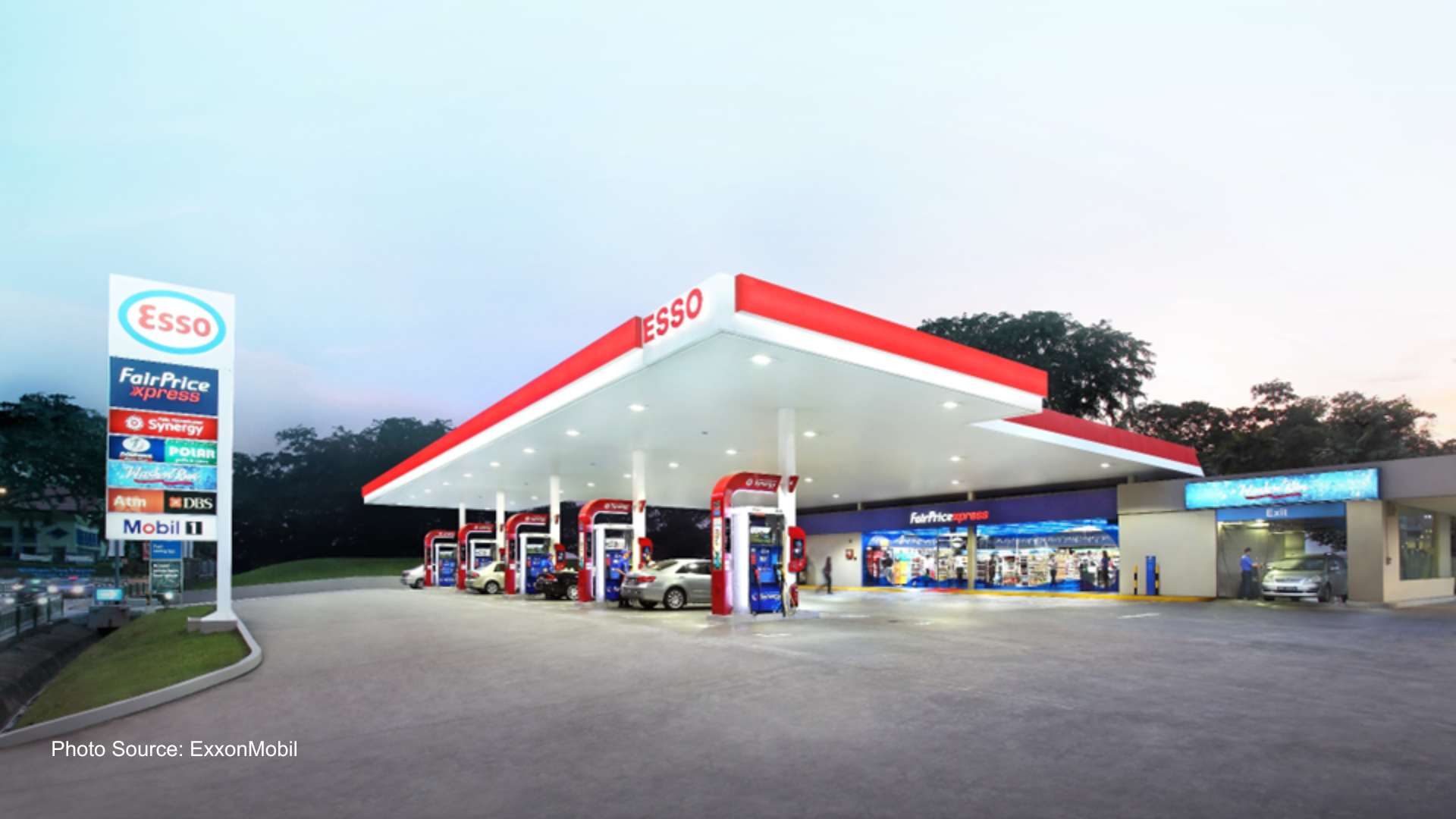 Chandra Asri Group Akuisisi Jaringan SPBU Esso Milik ExxonMobil di ...