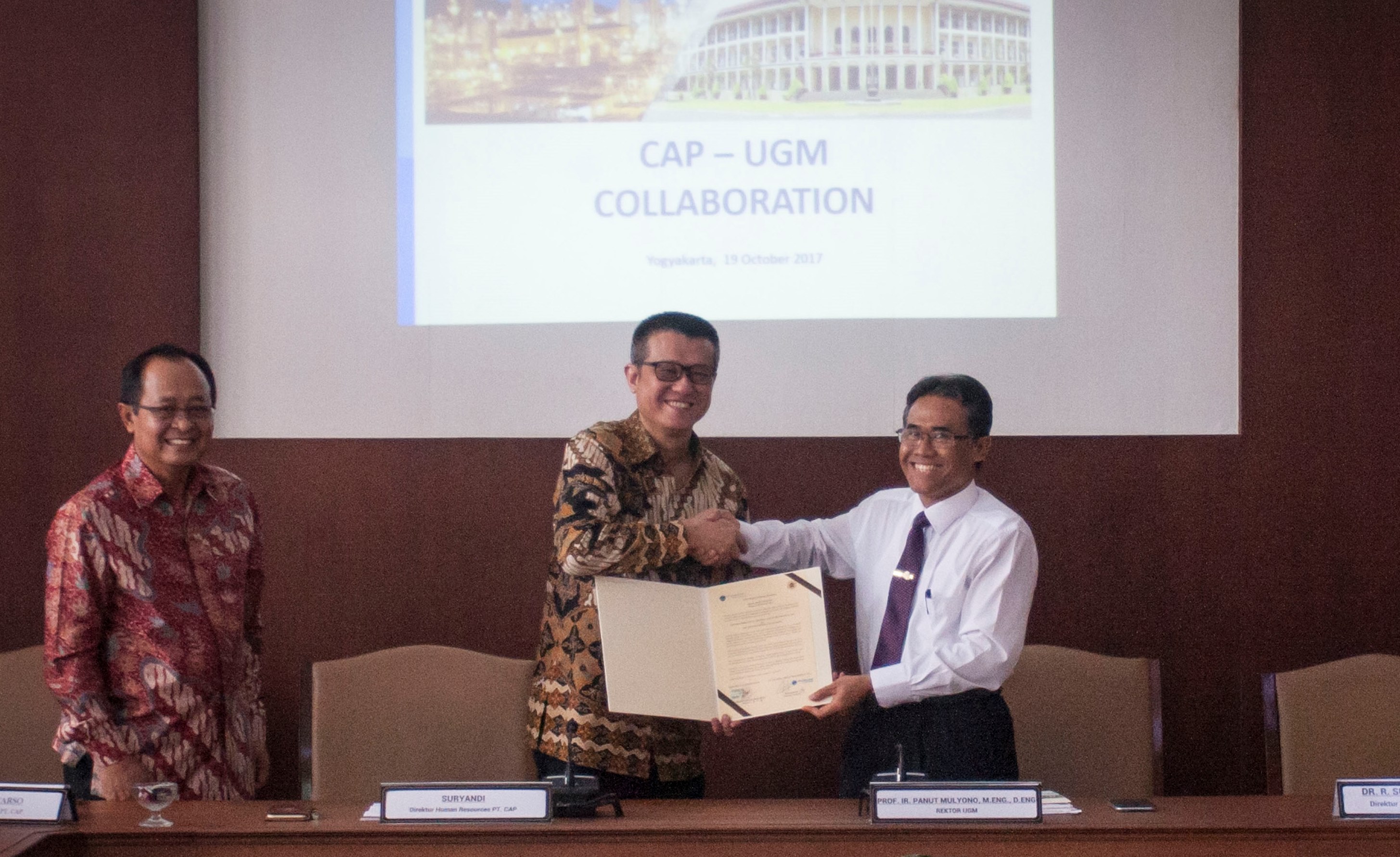 CAP Grant Scholarships to UGM | Chandra Asri